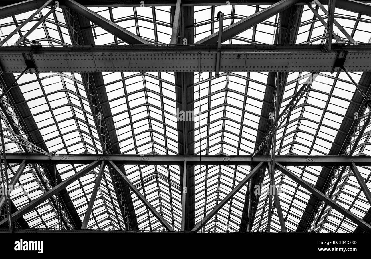 Glasgow Central Station glass roof is one of the world's largest, with ...