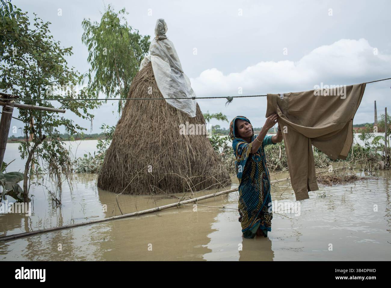 Woman cloaths hi-res stock photography and images - Alamy