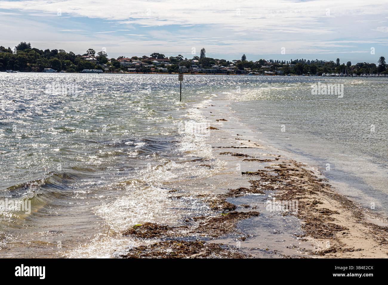 Swan river derbarl yerrigan hi-res stock photography and images - Alamy