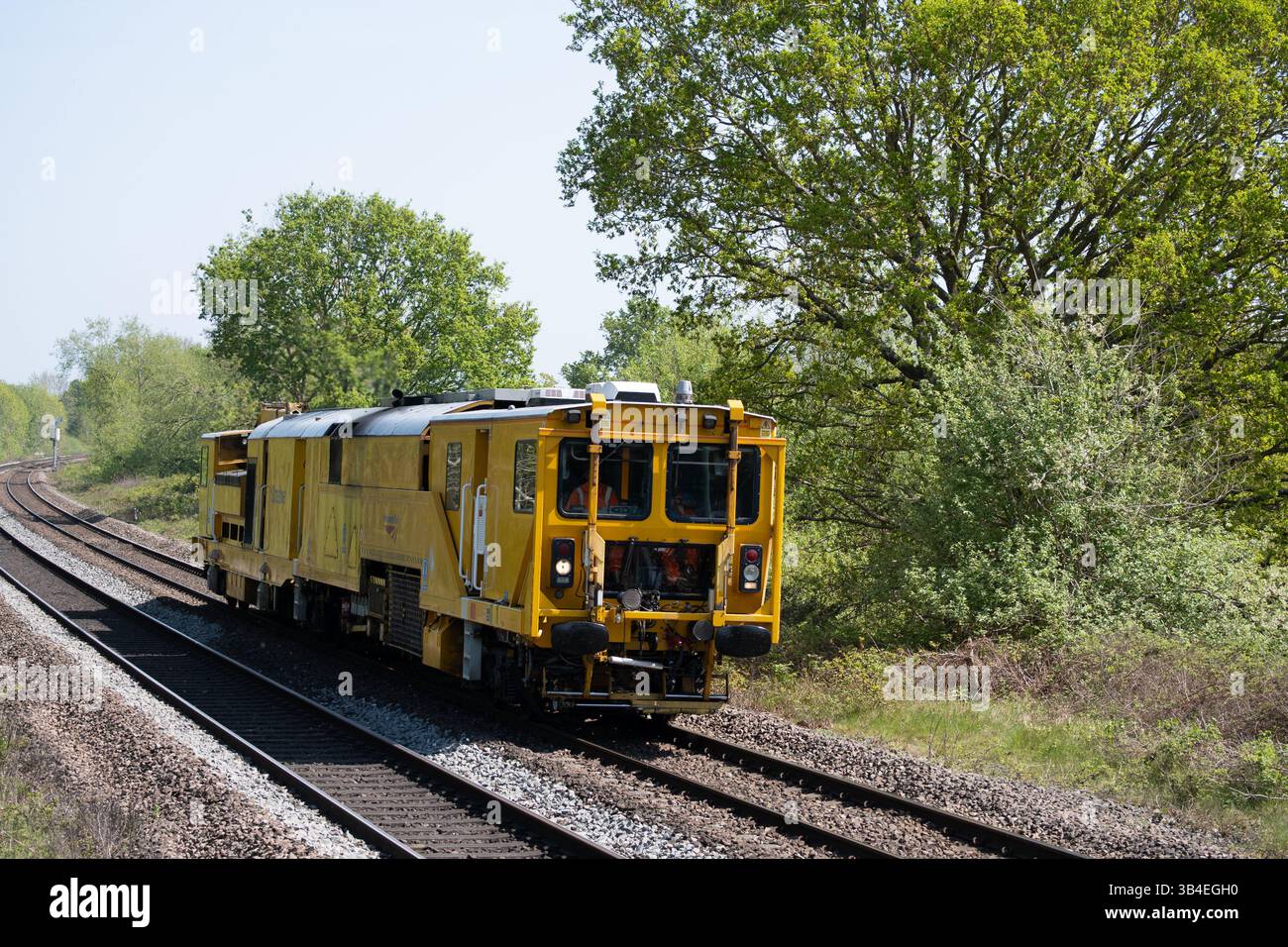 Network rail stoneblower hi-res stock photography and images - Alamy