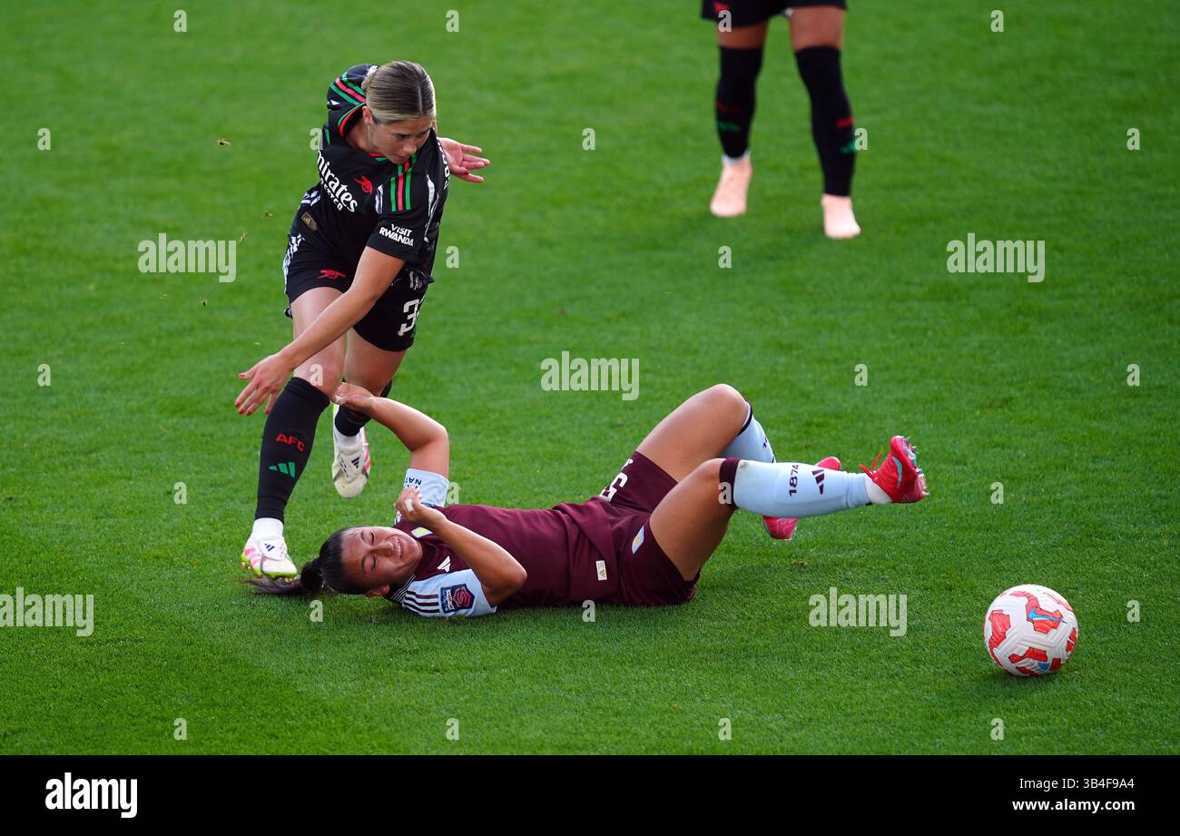 Aston Villa's Maz Pacheco and Arsenal's Kyra Cooney-Cross (left) during ...