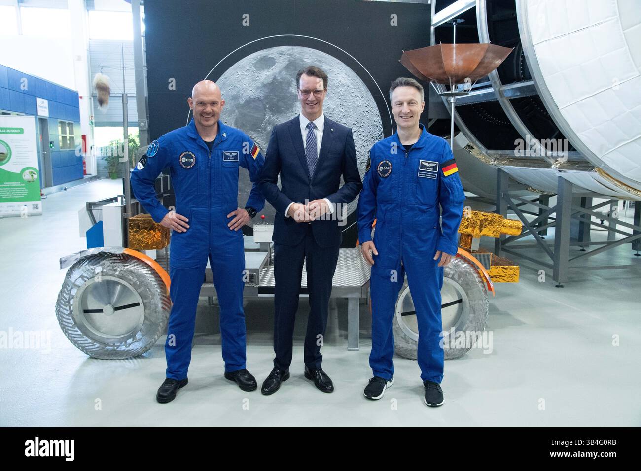 Cologne, Deutschland. 30th Apr, 2025. left to right Alexander GERST, astronaut, Hendrik WUEST ...