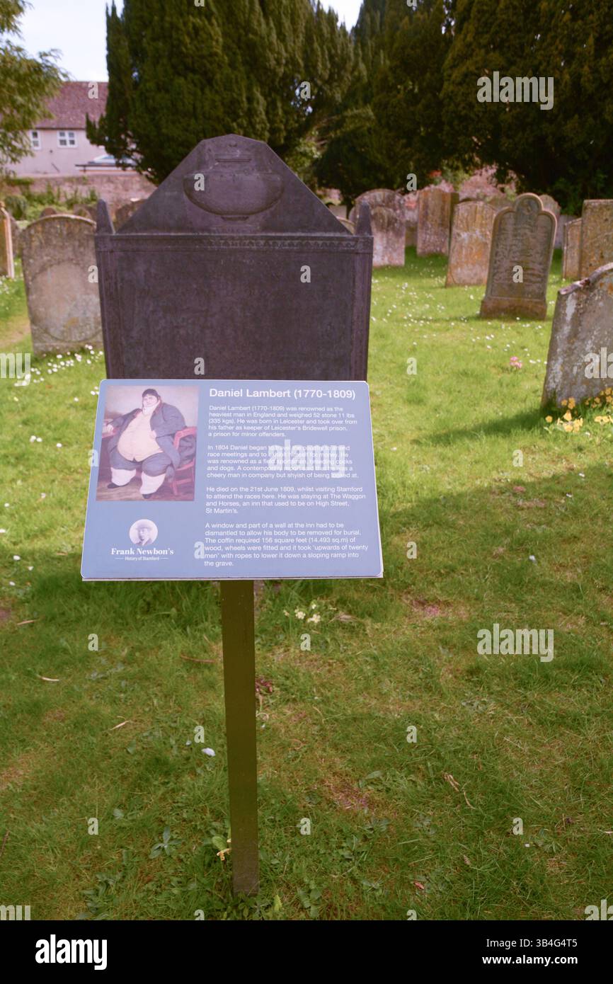 The grave of Daniel Lambert (1770-1809) - Britains heaviest man - in ...