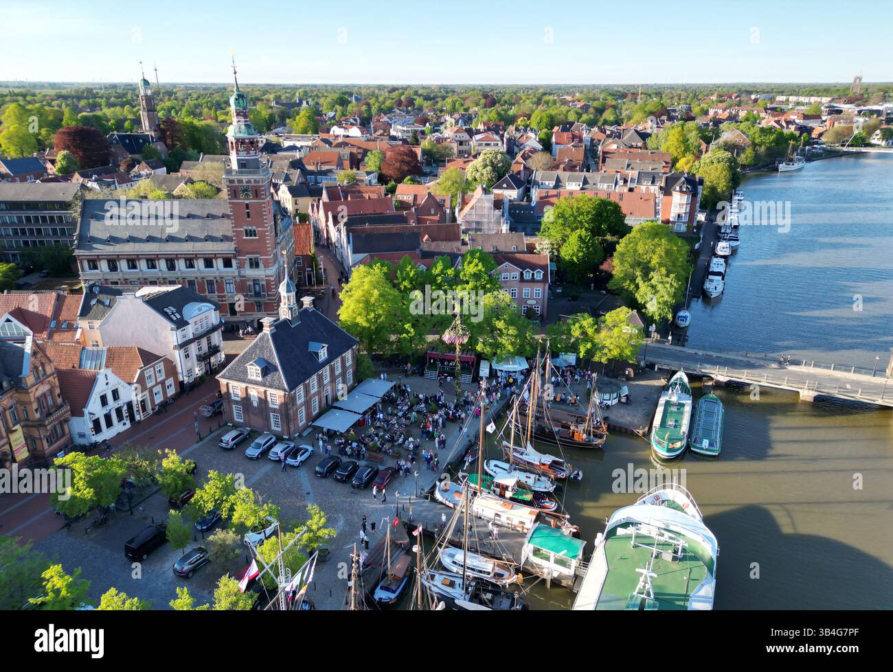 Leer, Germany. 30th Apr, 2025. According to East Frisian tradition, the ...