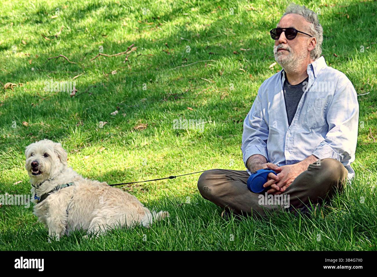 Glasgow, Scotland, UK. 30th April, 2025. UK Weather: Hot west end as ...
