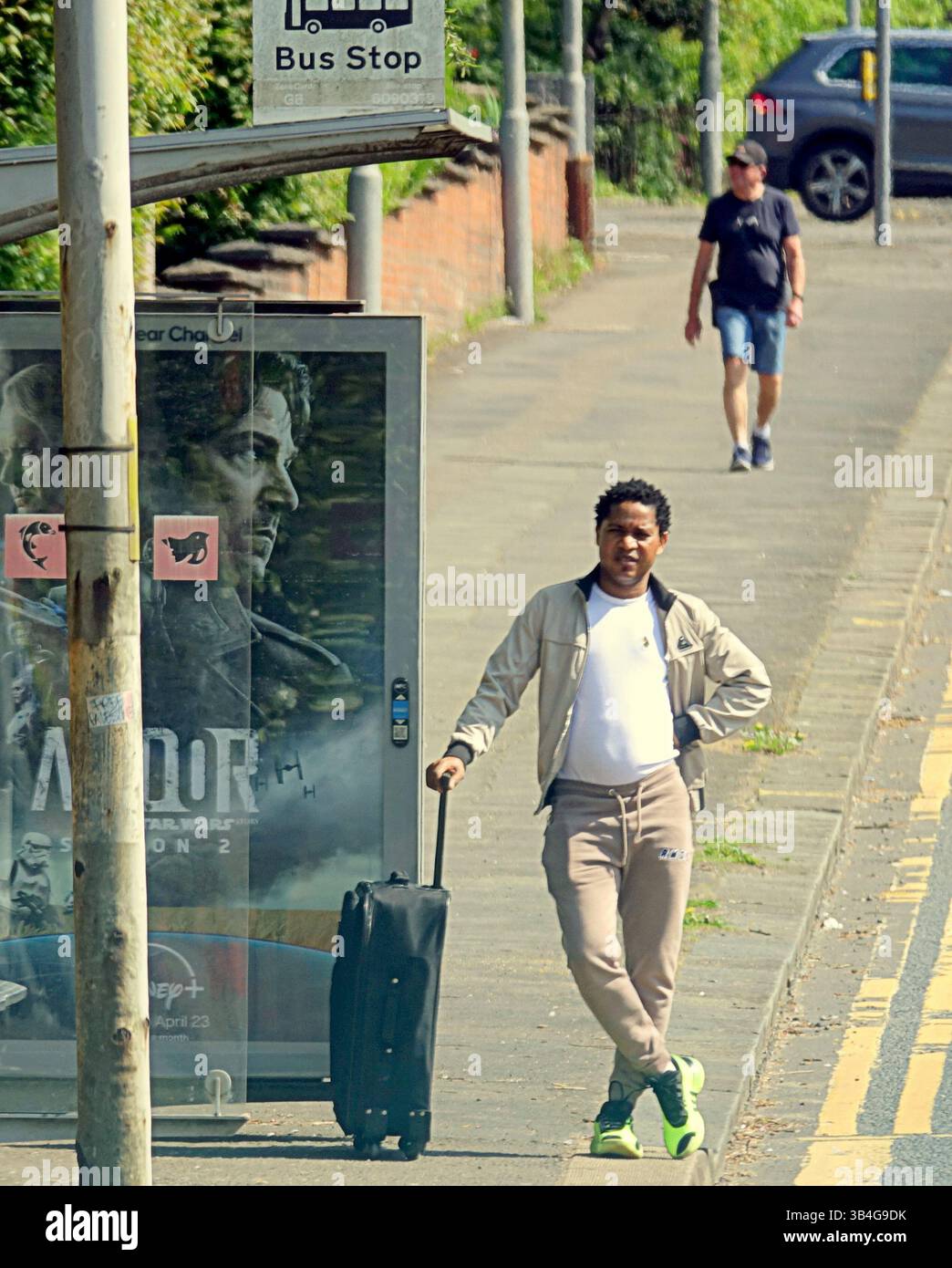 Glasgow, Scotland, UK. 30th April, 2025. UK Weather: Hot west end as ...