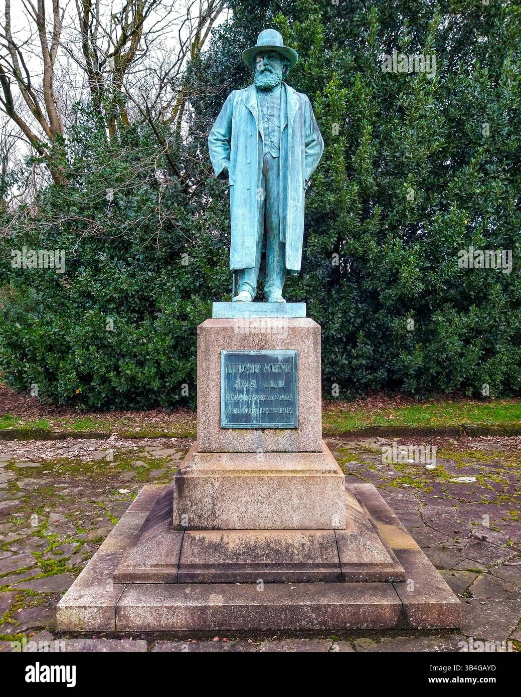 Ludwig mond monument hi-res stock photography and images - Alamy