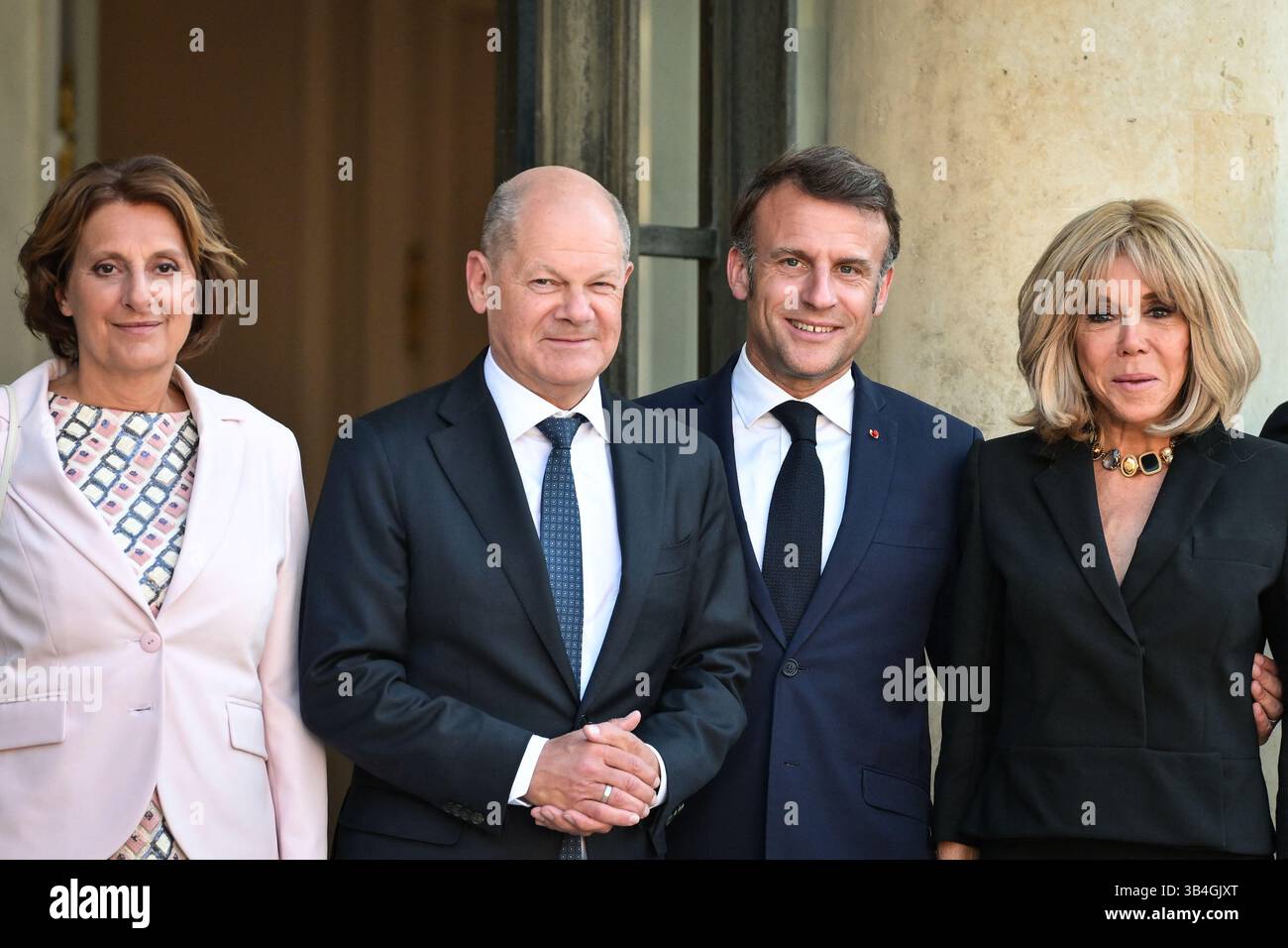 Paris, France. 30th Apr, 2025. French President Emmanuel Macron ...