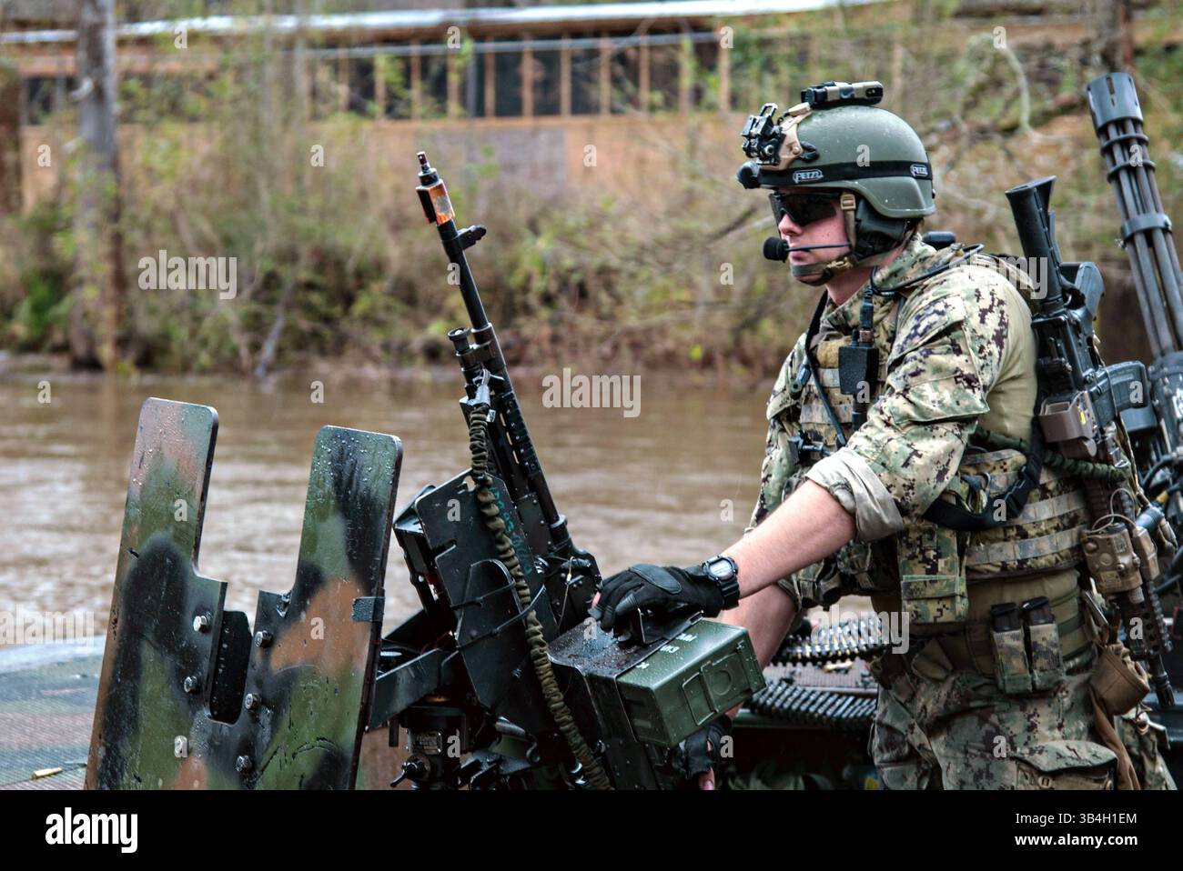 Seal 22 boat hi-res stock photography and images - Alamy