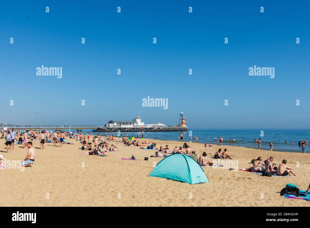 West Cliff Beach, Bournemouth, UK - April 30th 2025: Tent and ...