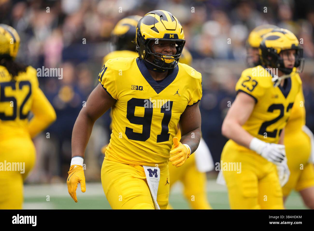 Michigan defensive end Cameron Brandt (91) plays during an NCAA college ...