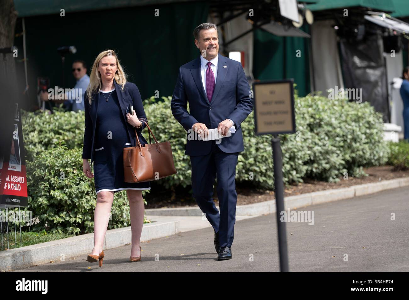 Washington, Vereinigte Staaten. 30th Apr, 2025. John Ratcliffe ...