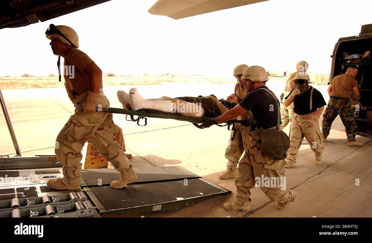 Nov. 23, 2002 - Members of the 86th Combat Support Hospital (CSH) from ...