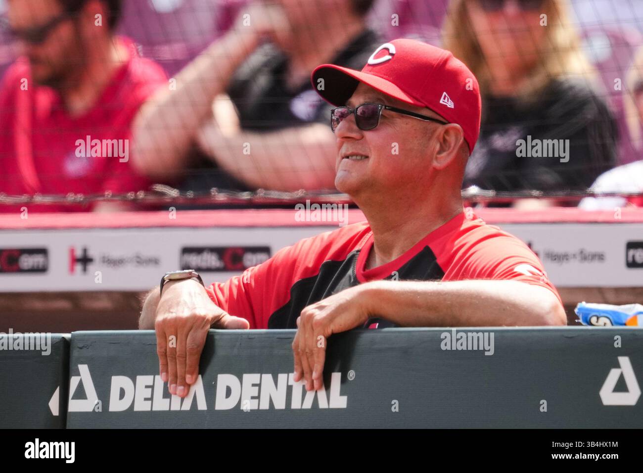 Cincinnati Reds manager Terry Francona watches from the dugout railing ...