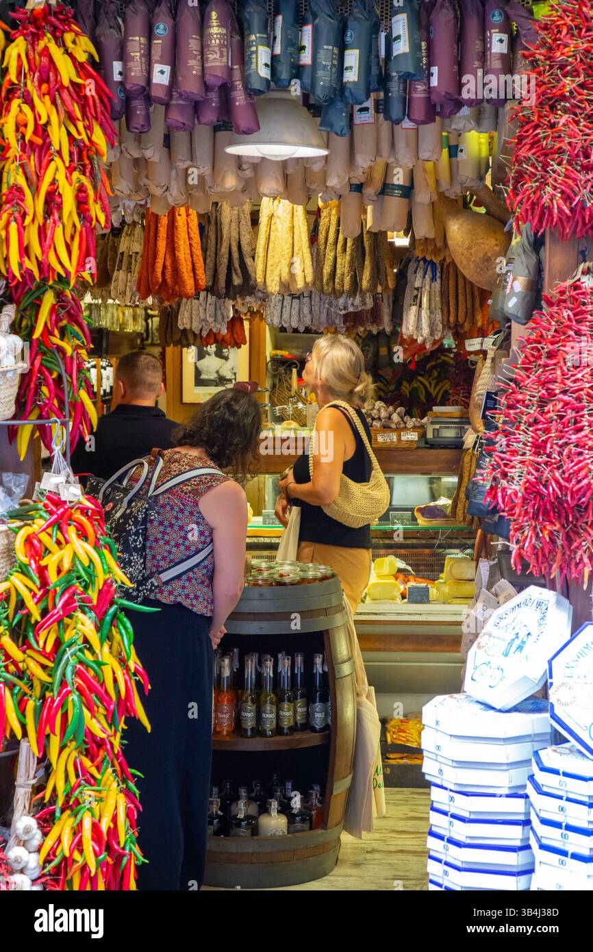 Mallorca deli shop hi-res stock photography and images - Alamy