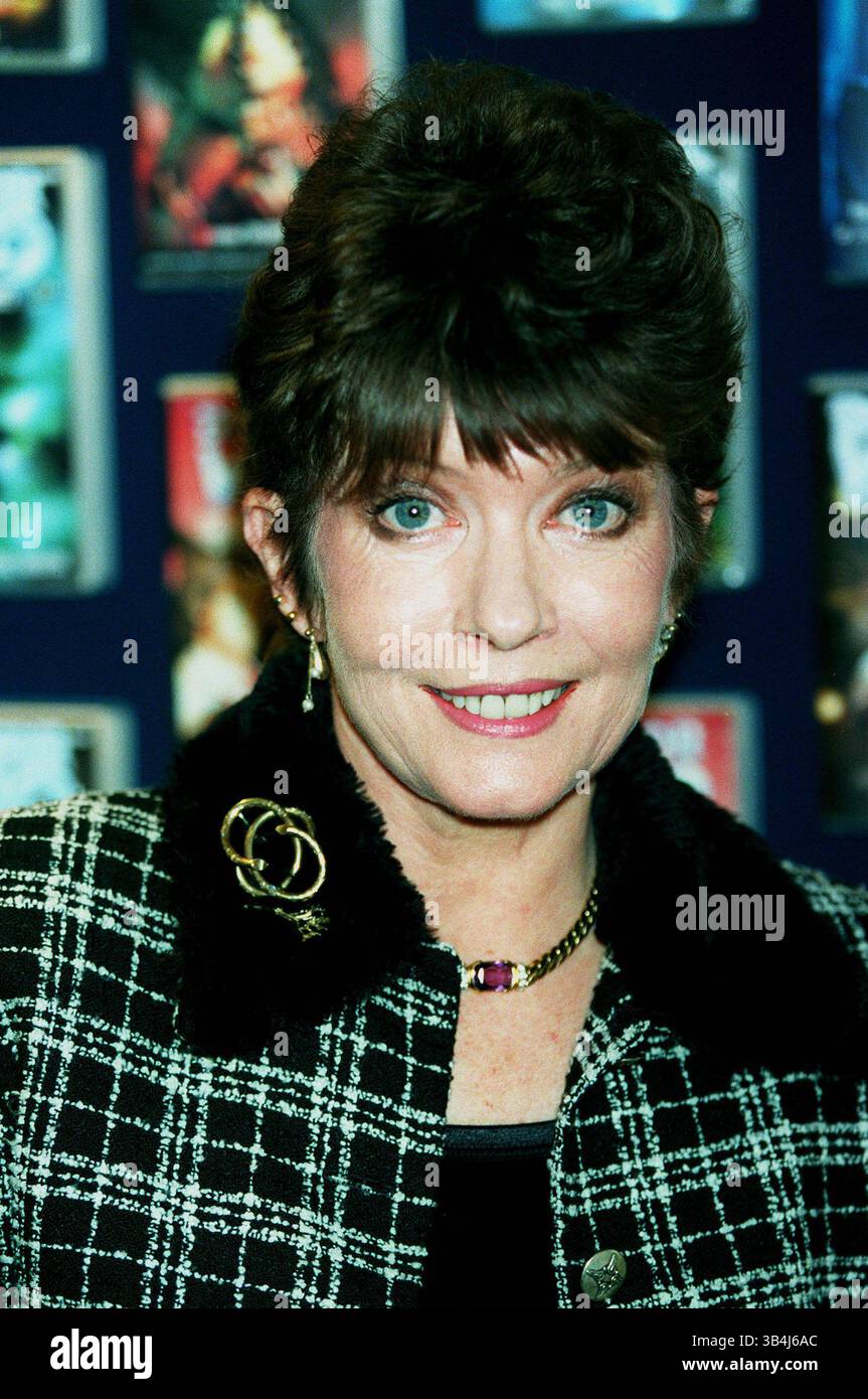 Nov. 16, 1998 - Scarborough, North Yorkshire, England - DEBORAH WATLING.BBC DR. WHO TV SERIES.16 ...