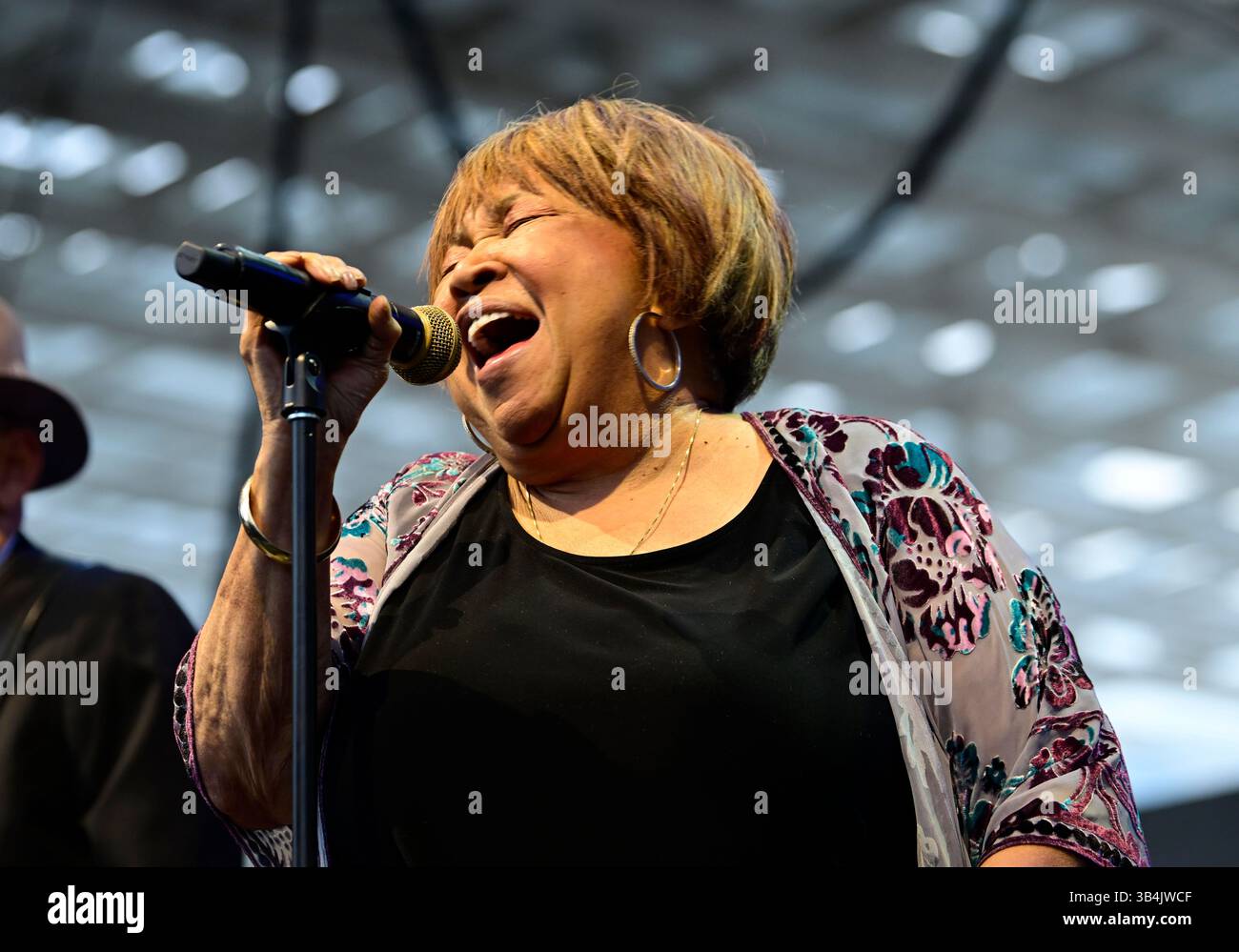 April 27, 2025: MAVIS STAPLES performs during the Austin Blues Festival ...