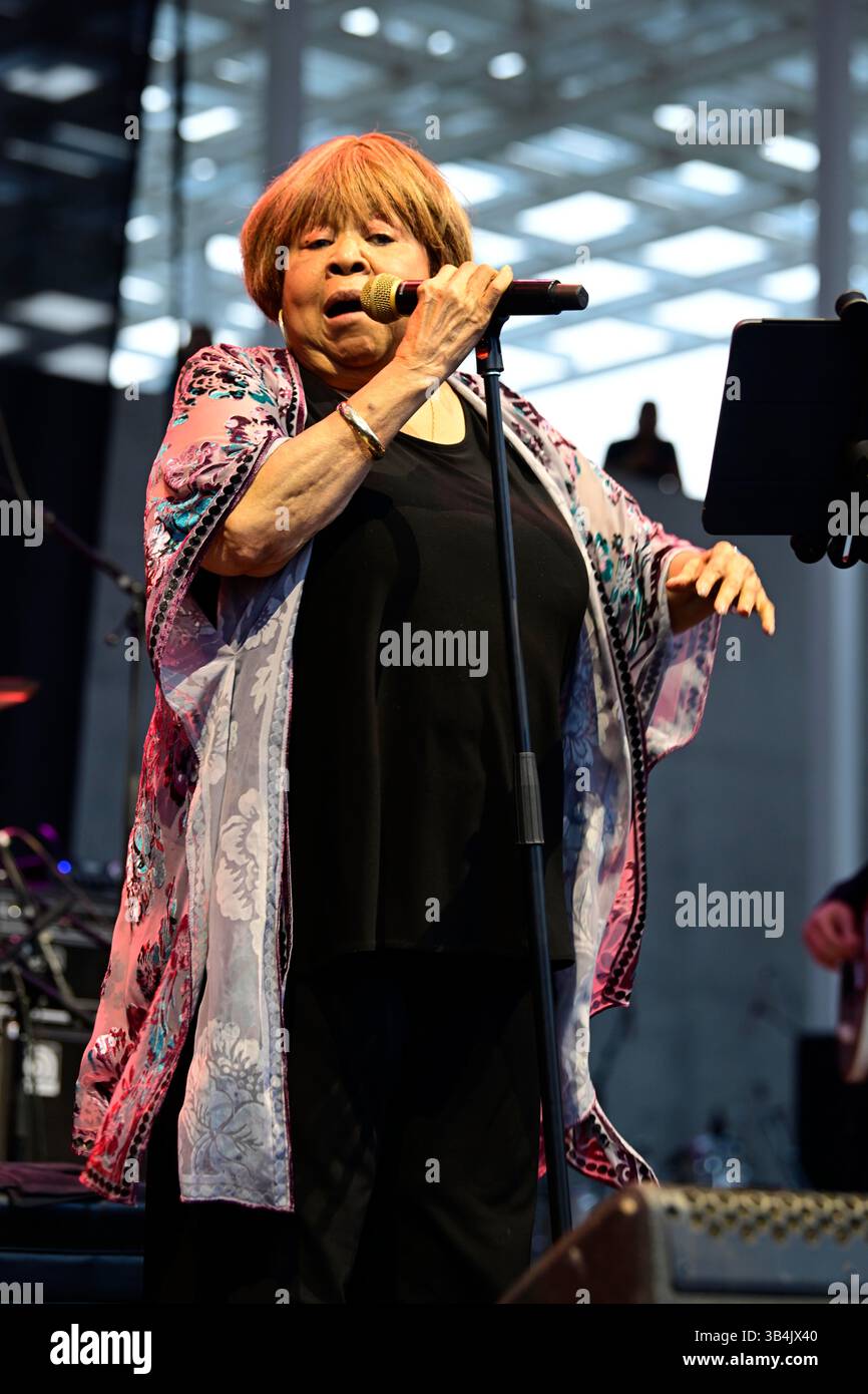 April 27, 2025: MAVIS STAPLES performs during the Austin Blues Festival ...