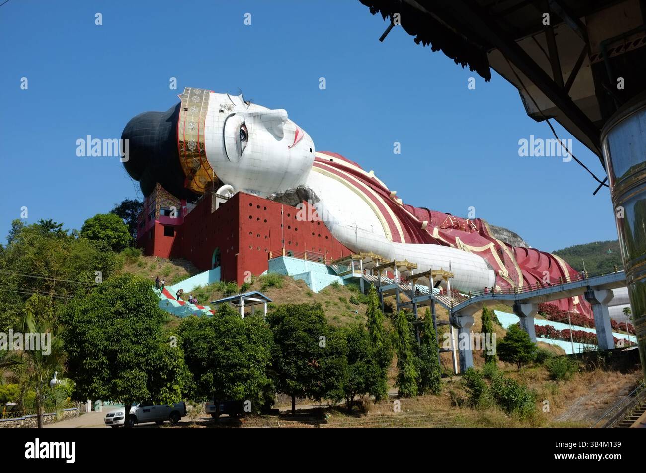 The giant reclining buddha in Win Sein Taw Ya outside Mawlamyine, Mon ...