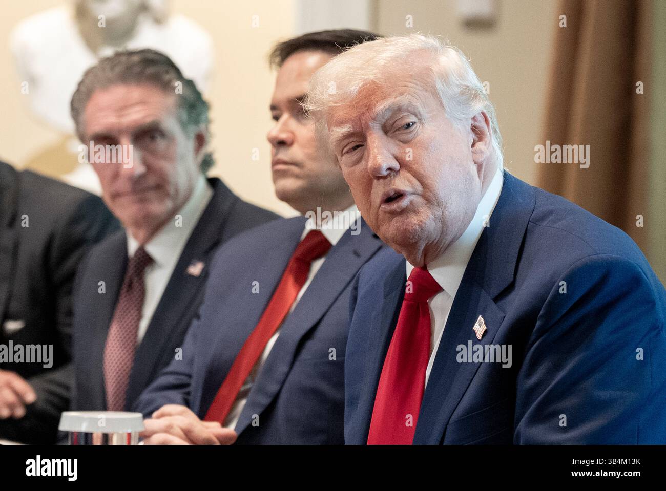 2025 us president donald trump cabinet hi-res stock photography and ...