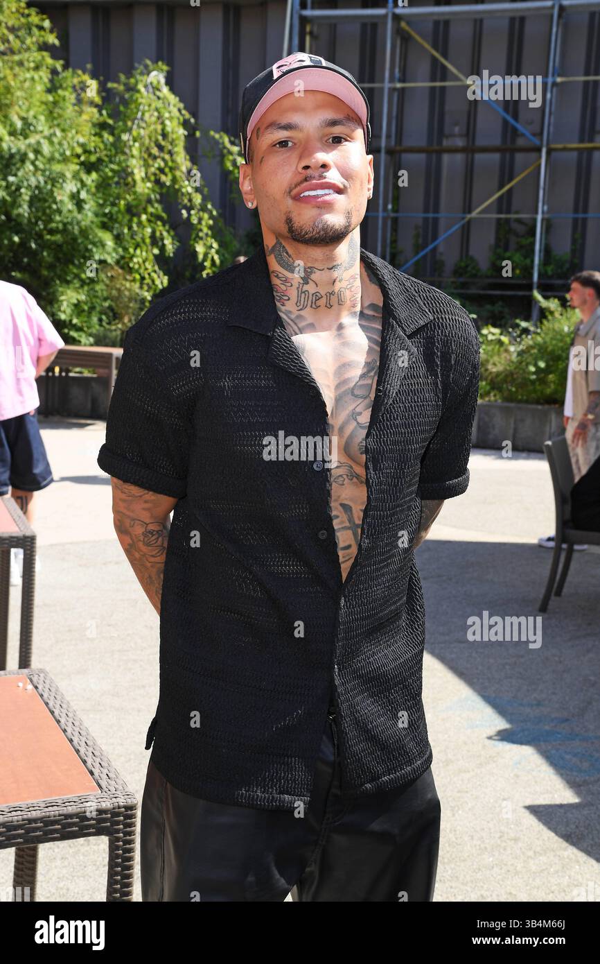 Jonathan Jona Steinig beim KAMPF DER REALITYSTARS 6 Screening im Cinenova Kino in Köln am 30.04. ...