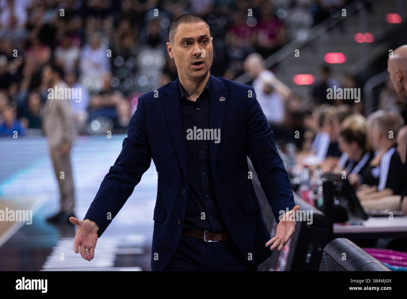 Bonn, Deutschland. 30th Apr, 2025. Marko Stankovic (Headcoach Telekom ...