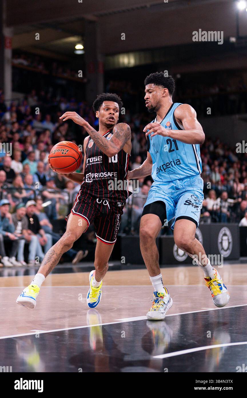 Hamburg, Deutschland. 30th Apr, 2025. Ronaldo Segu (Bamberg Baskets ...
