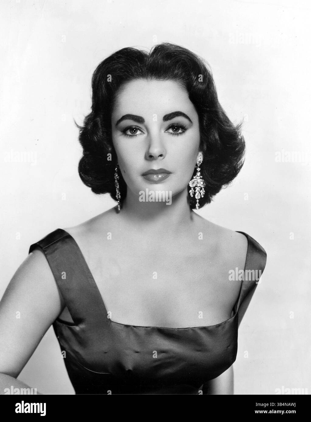 FILE PHOTO: ELIZABETH TAYLOR, 79, was born Feb. 27, 1932 in England ...