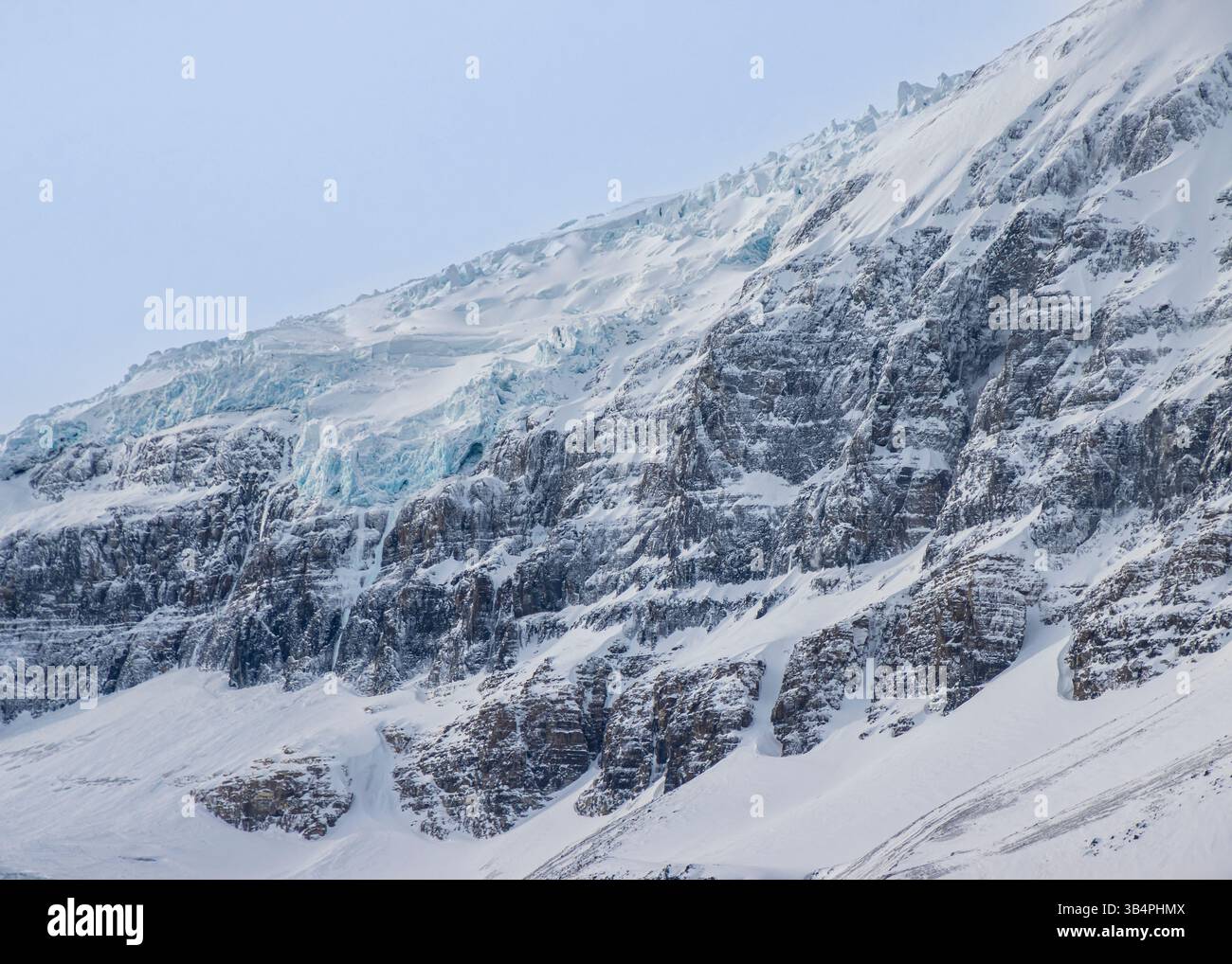 Stunning view glacier cascading hi-res stock photography and images - Alamy
