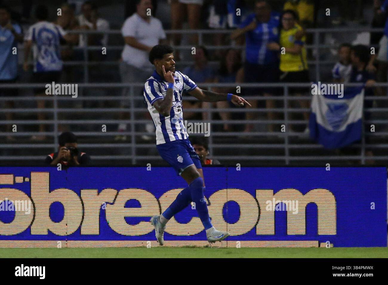 AL - MACEIO - 04/30/2025 - BRAZIL CUP 2025, CSA x GREMIO - Tiago ...