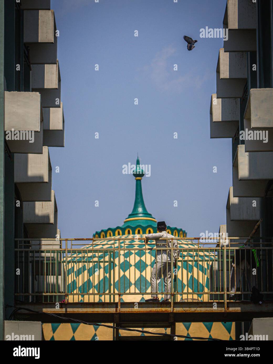 Architecture islamic dome hi-res stock photography and images - Alamy