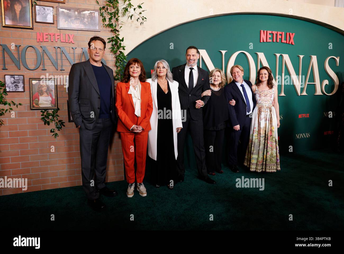 New York, United States. 30th Apr, 2025. Vince Vaughn, Susan Sarandon ...