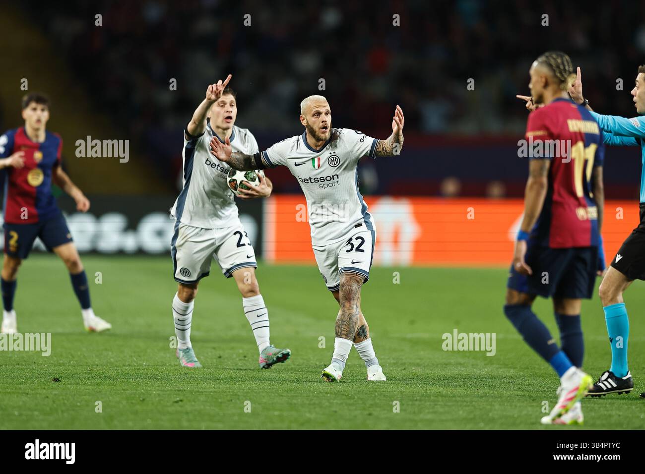 Barcelona, Spain. 30th Apr, 2025. Federico Dimarco (Inter) Football ...