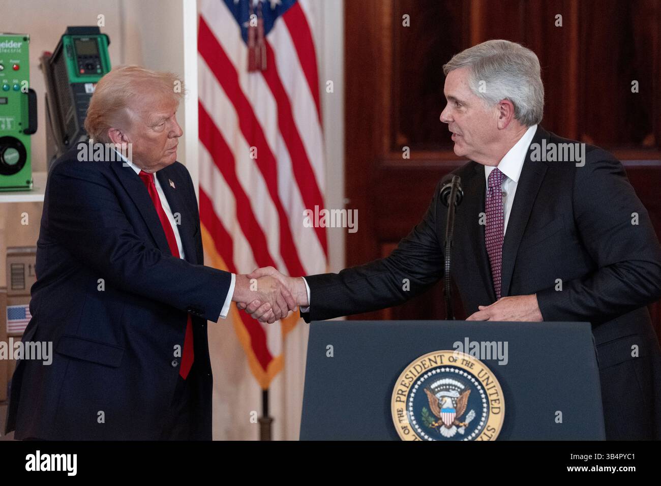 Washington, DC, USA. 30th Apr, 2025. GE Aerospace CEO Larry Culp shakes ...