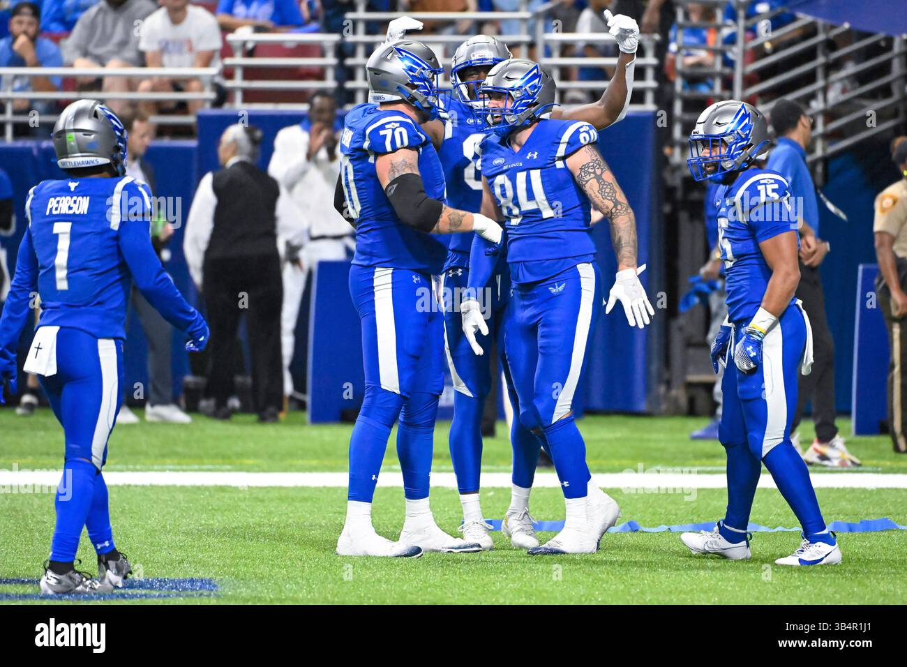 ST. LOUIS, MO - APRIL 26: St. Louis Battlehawks Tight End Jake ...