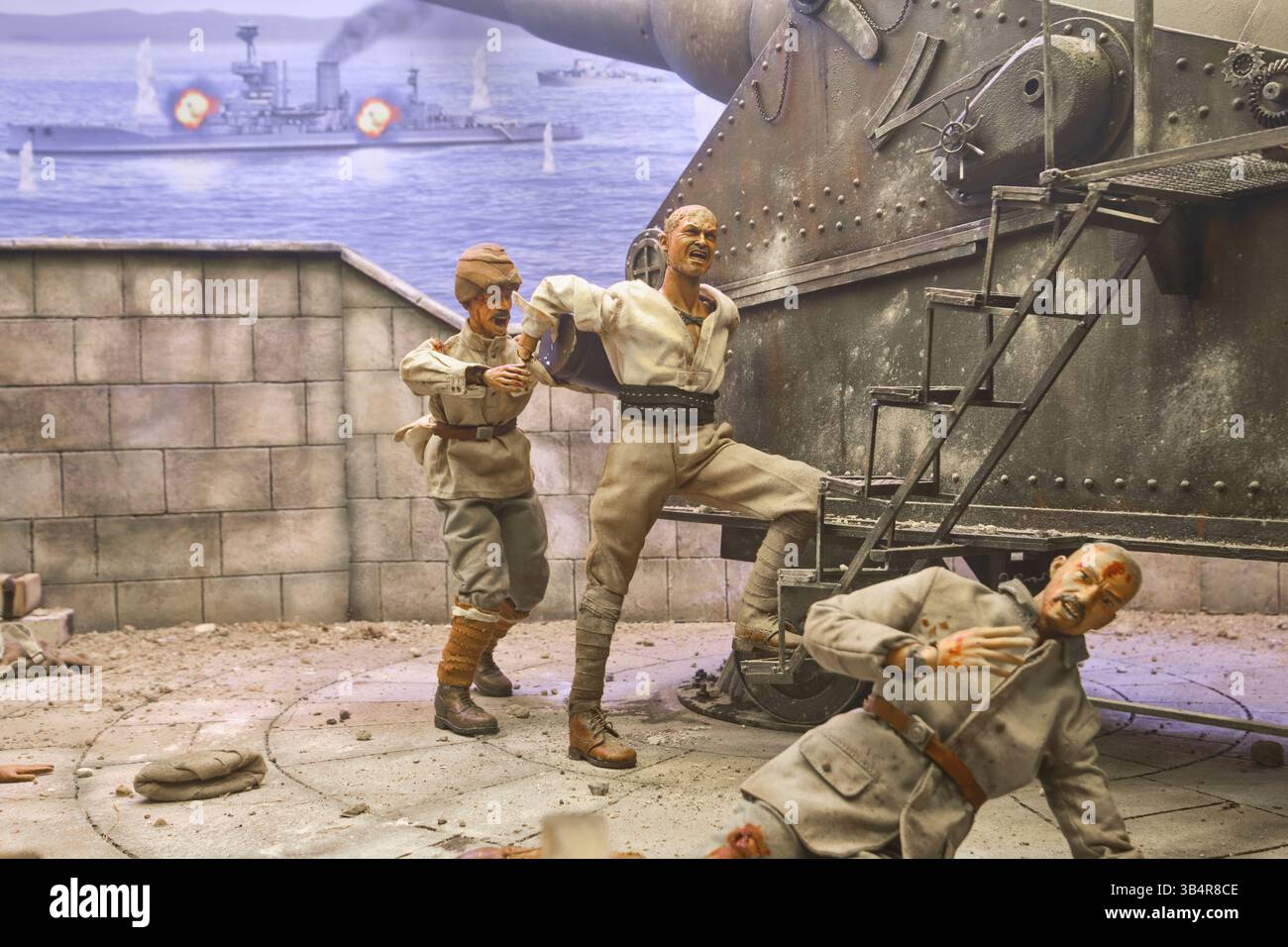 Diorama, recreation of Corporal Seyit and his famous mortar, shell ...