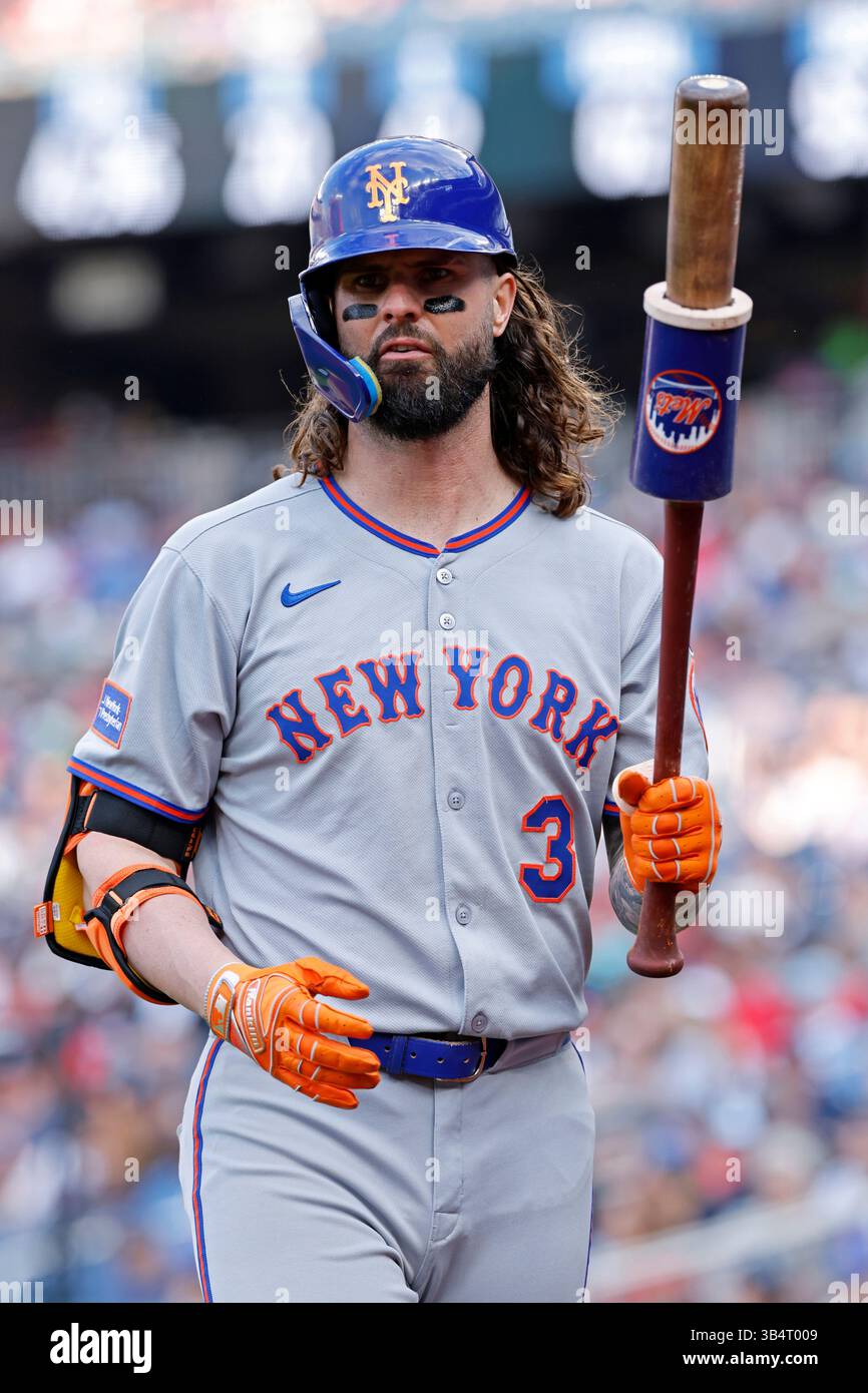 WASHINGTON, DC - APRIL 26: New York Mets designated hitter Jesse Winker ...