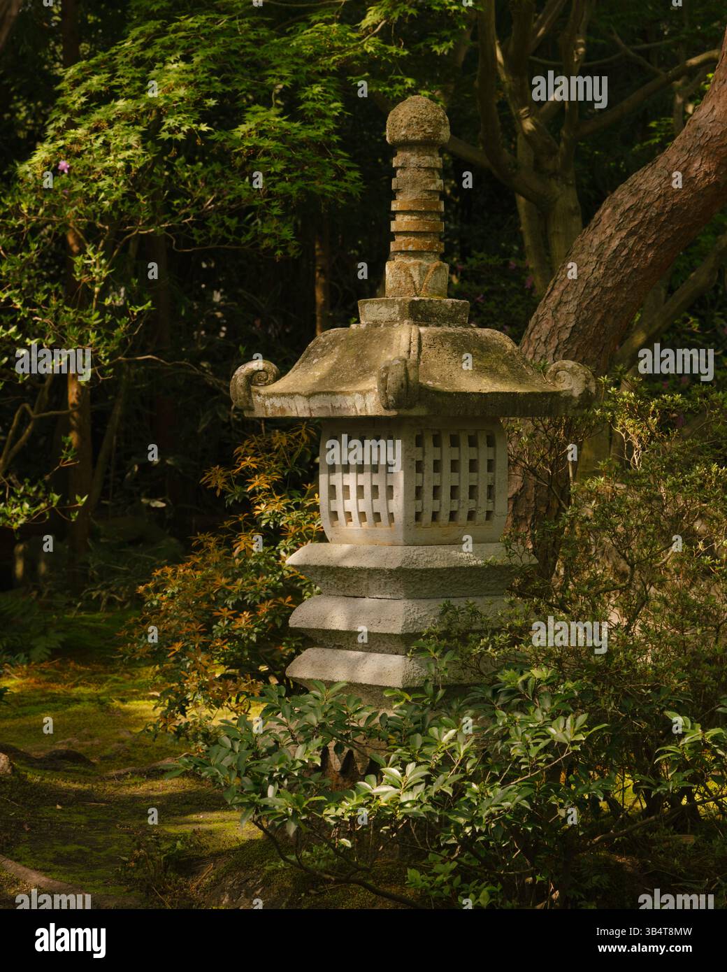 Adachi Museum of Art Landscape View of traditional Japanese Garden ...
