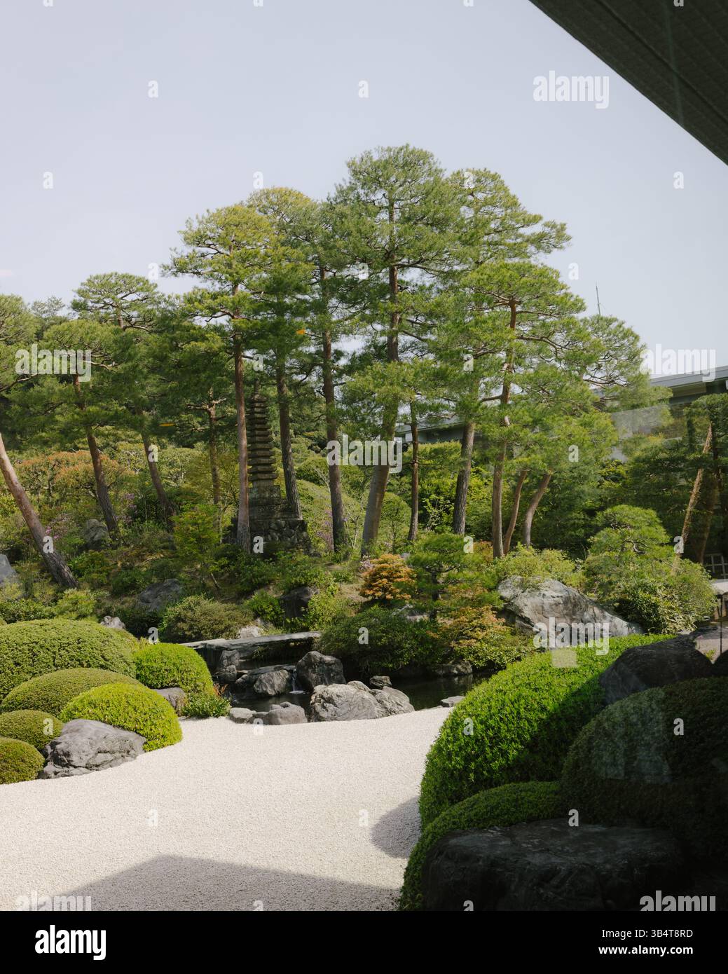 Adachi Museum of Art Landscape View of traditional Japanese Garden ...
