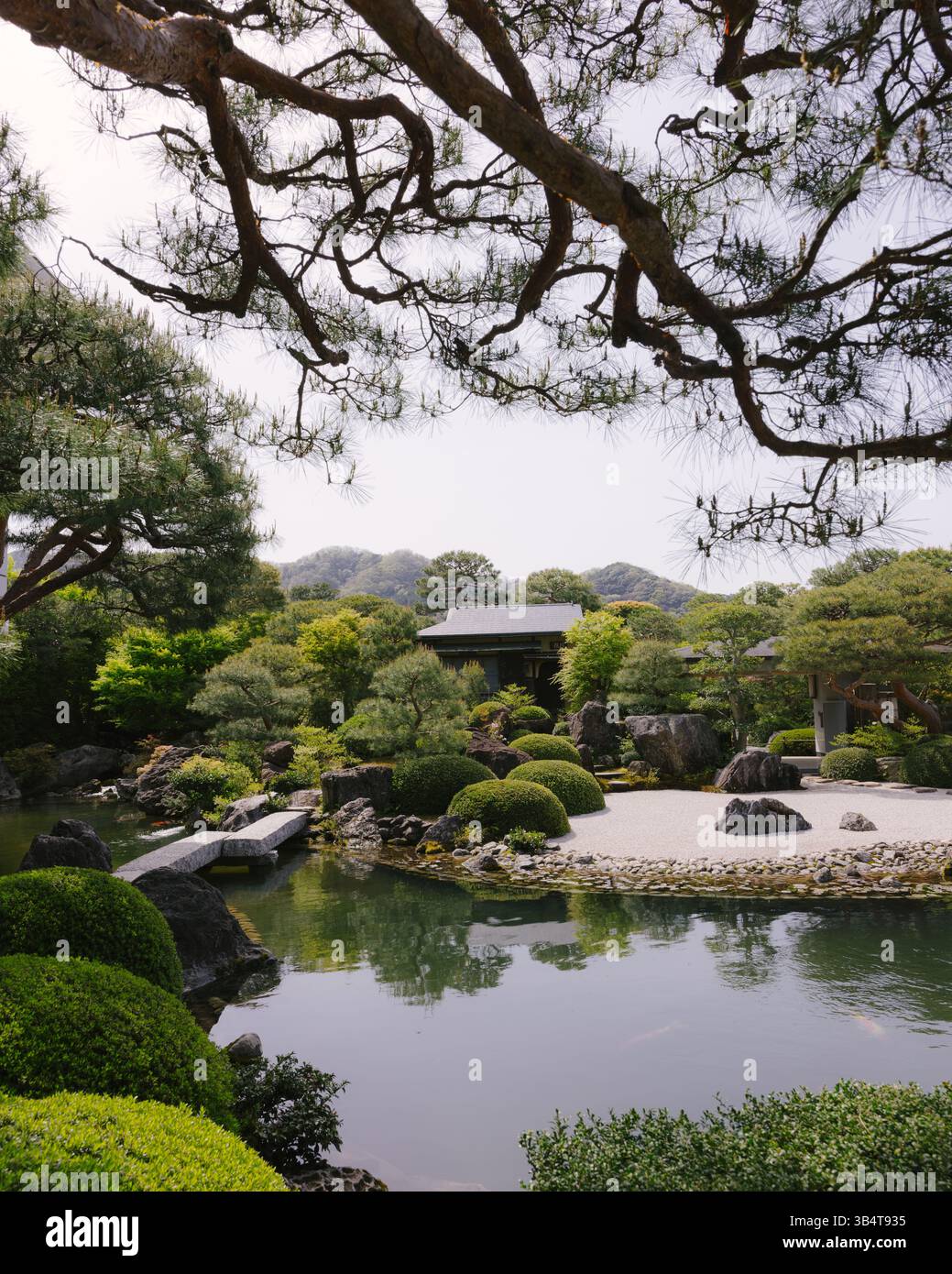 Adachi Museum of Art Landscape View of traditional Japanese Garden ...