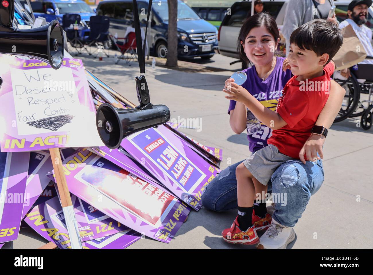 Mom shirt 2025 hi-res stock photography and images - Alamy