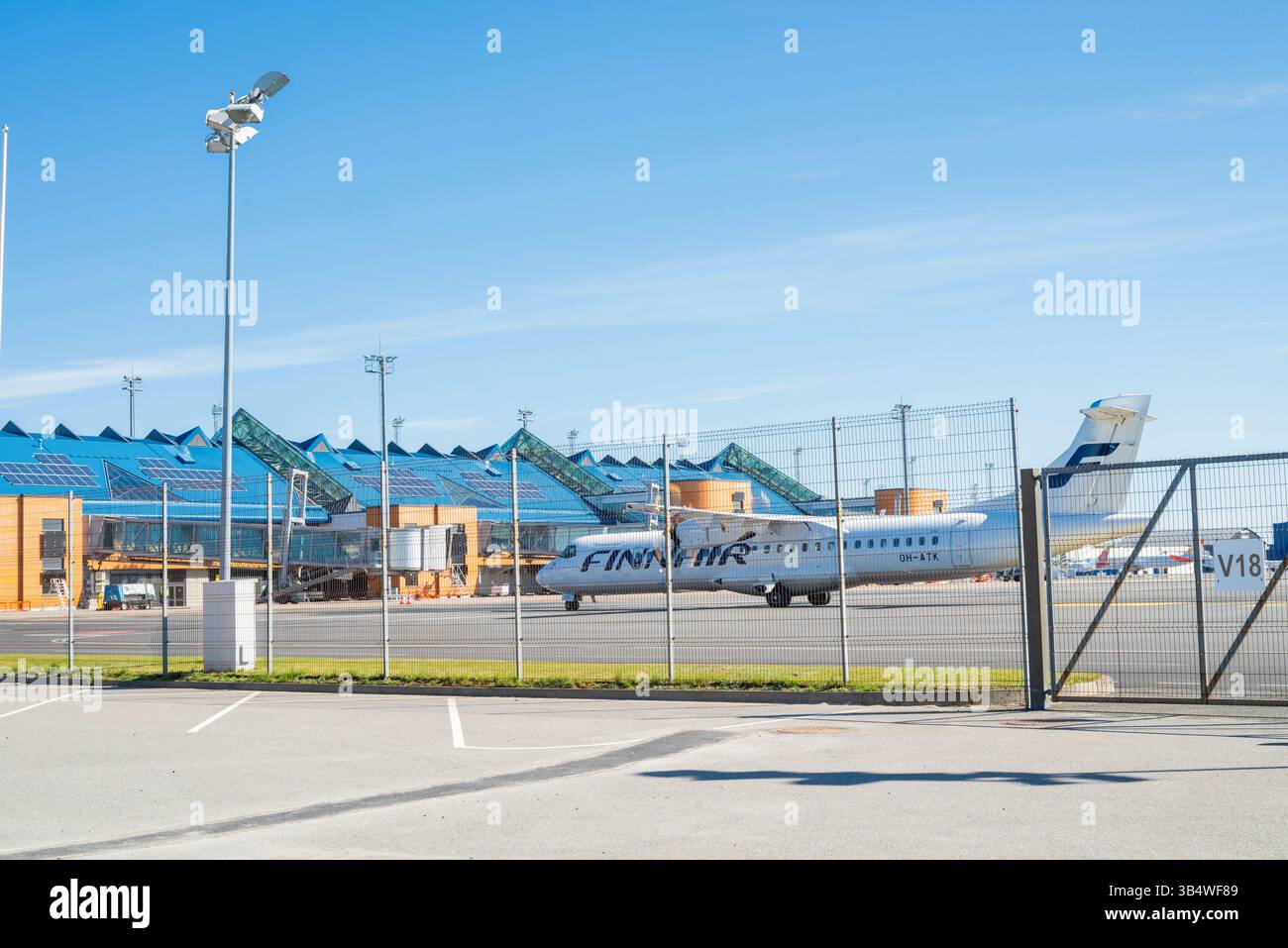 Airplane landing tallin estonia hi-res stock photography and images - Alamy