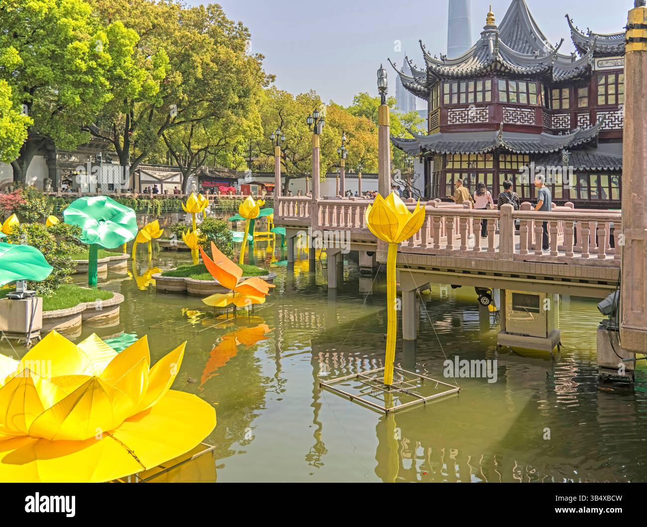 the yu yuan gardens was a private garden for the Pan family in the ming ...
