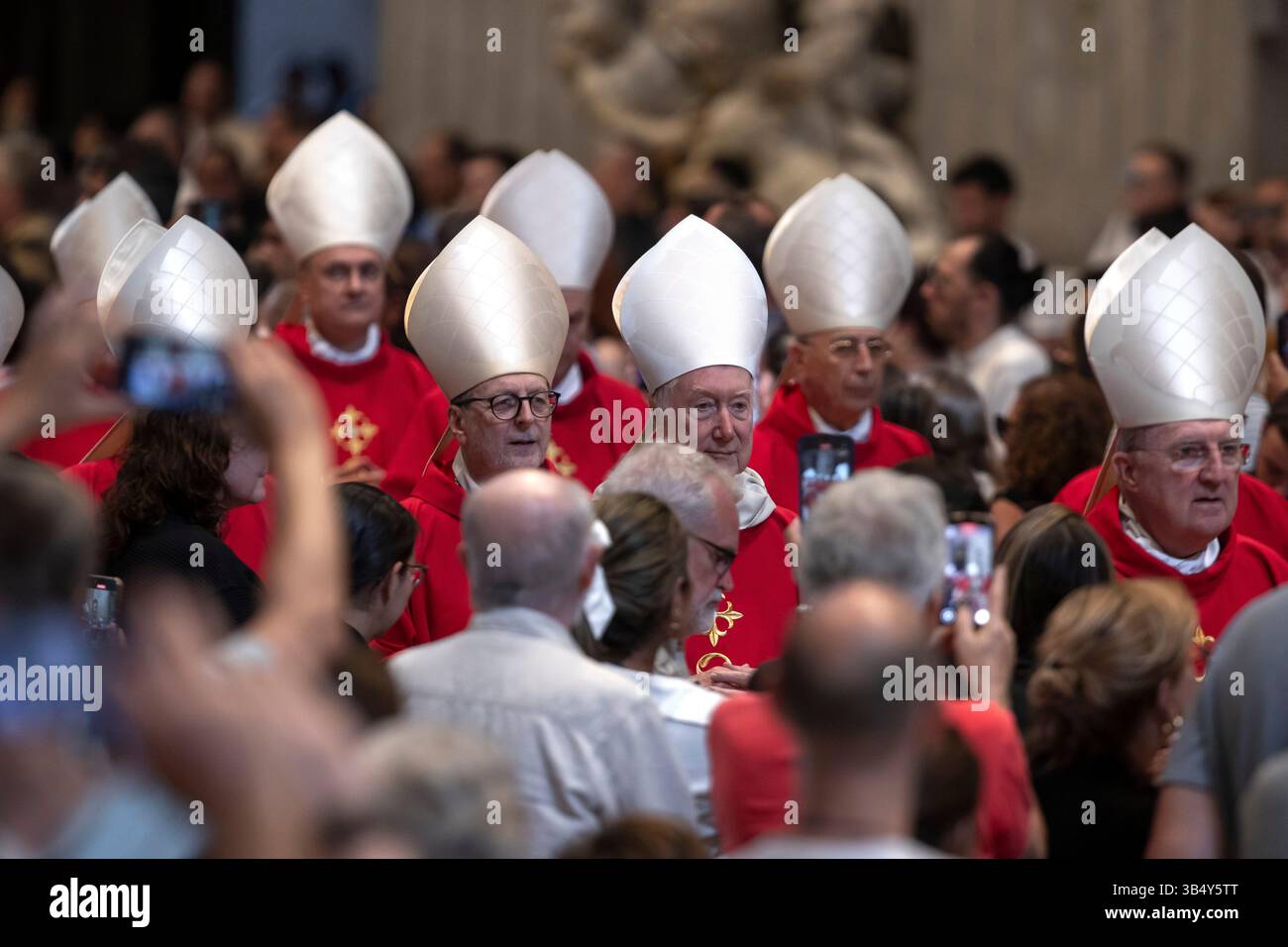 Cardinals Claudio Gugerotti and cardinal Timothy Peter Joseph Radcliffe ...