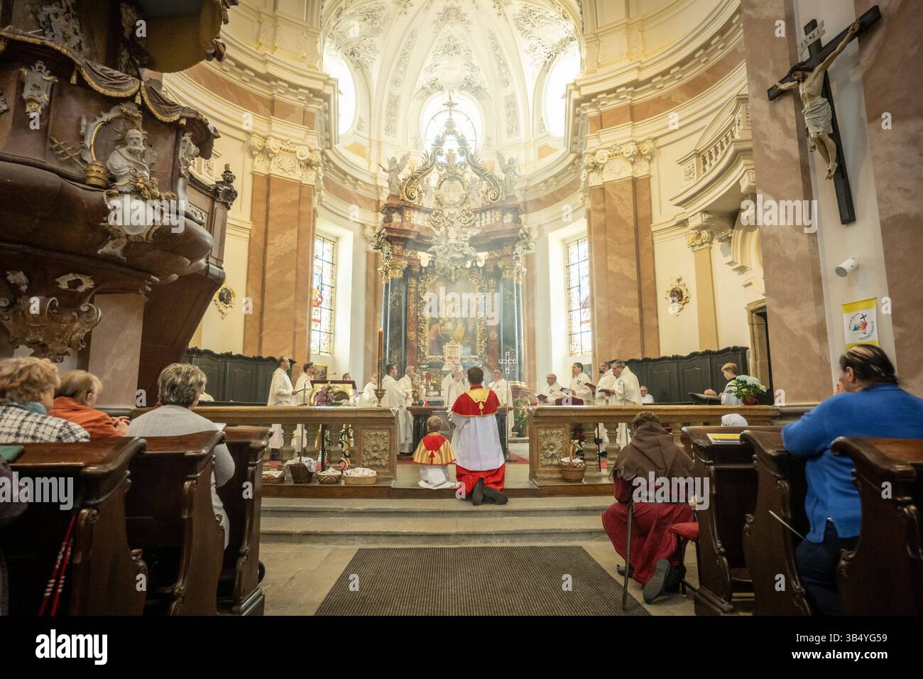 Holy Mass celebrated by Bishop Jan Baxant in Basilica of St. Lawrence ...