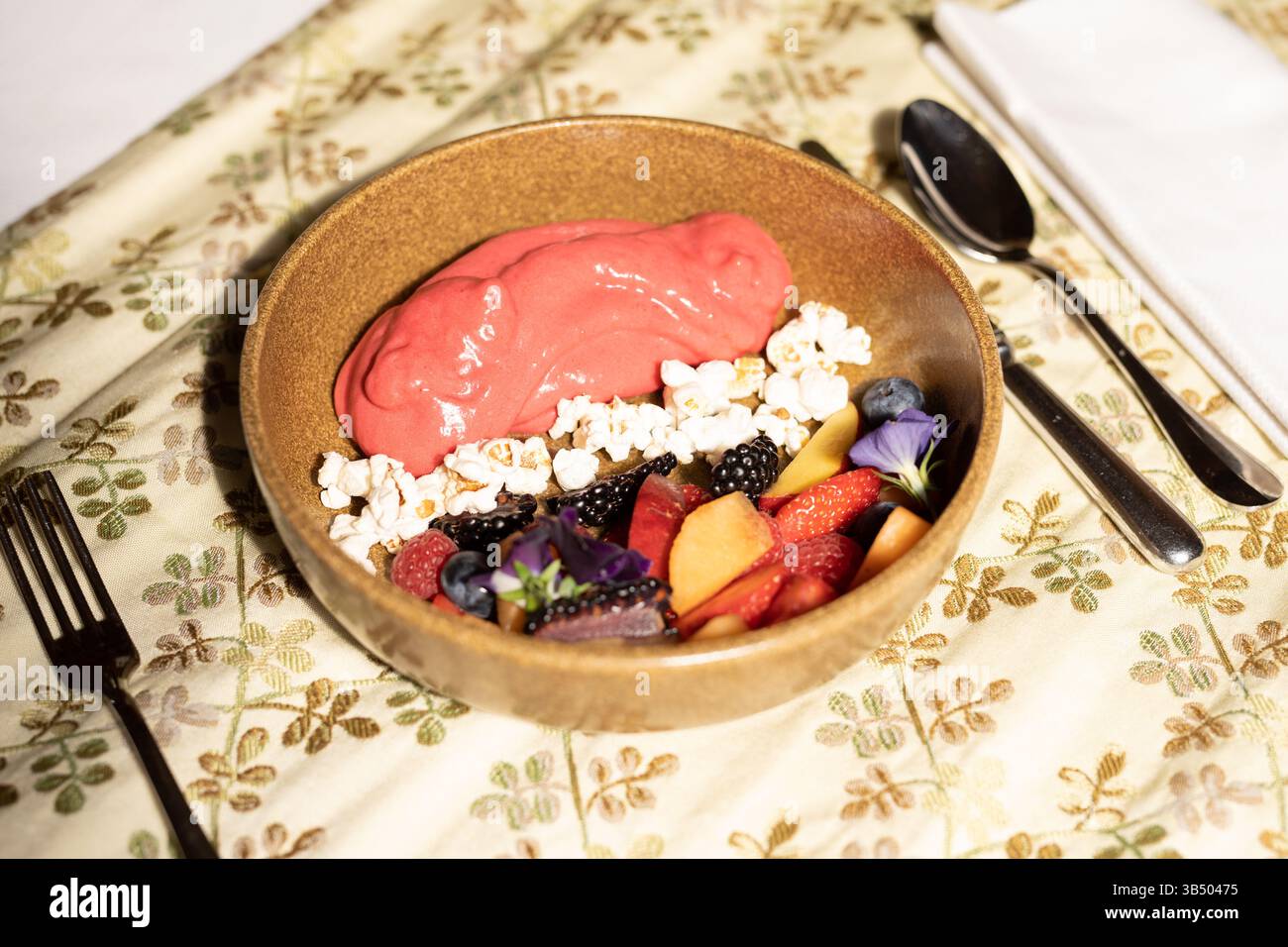 Gourmet Fruit & Cream Bowl – Fresh Berries, Popcorn & Edible Flowers ...