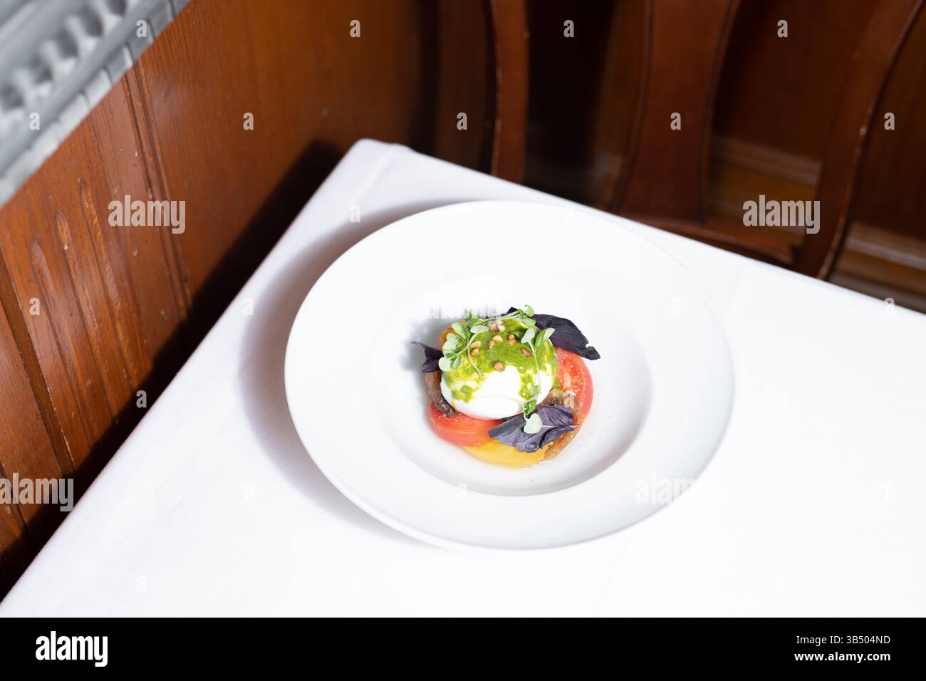 Elegant Burrata & Heirloom Tomato Dish – Gourmet Appetizer in Fine ...