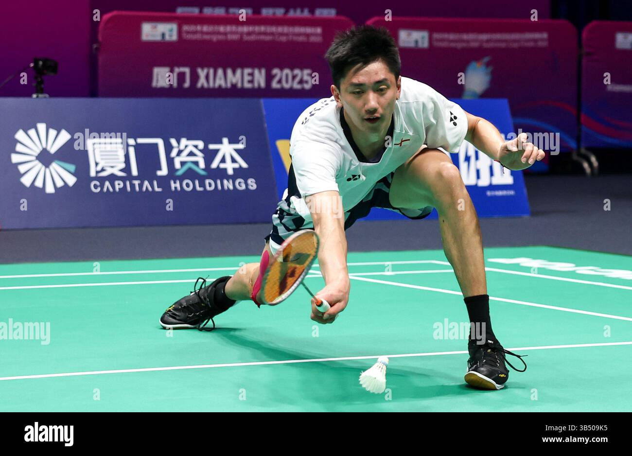 Xiamen, China's Fujian Province. 1st May, 2025. Harry Huang of England hits a return during the ...