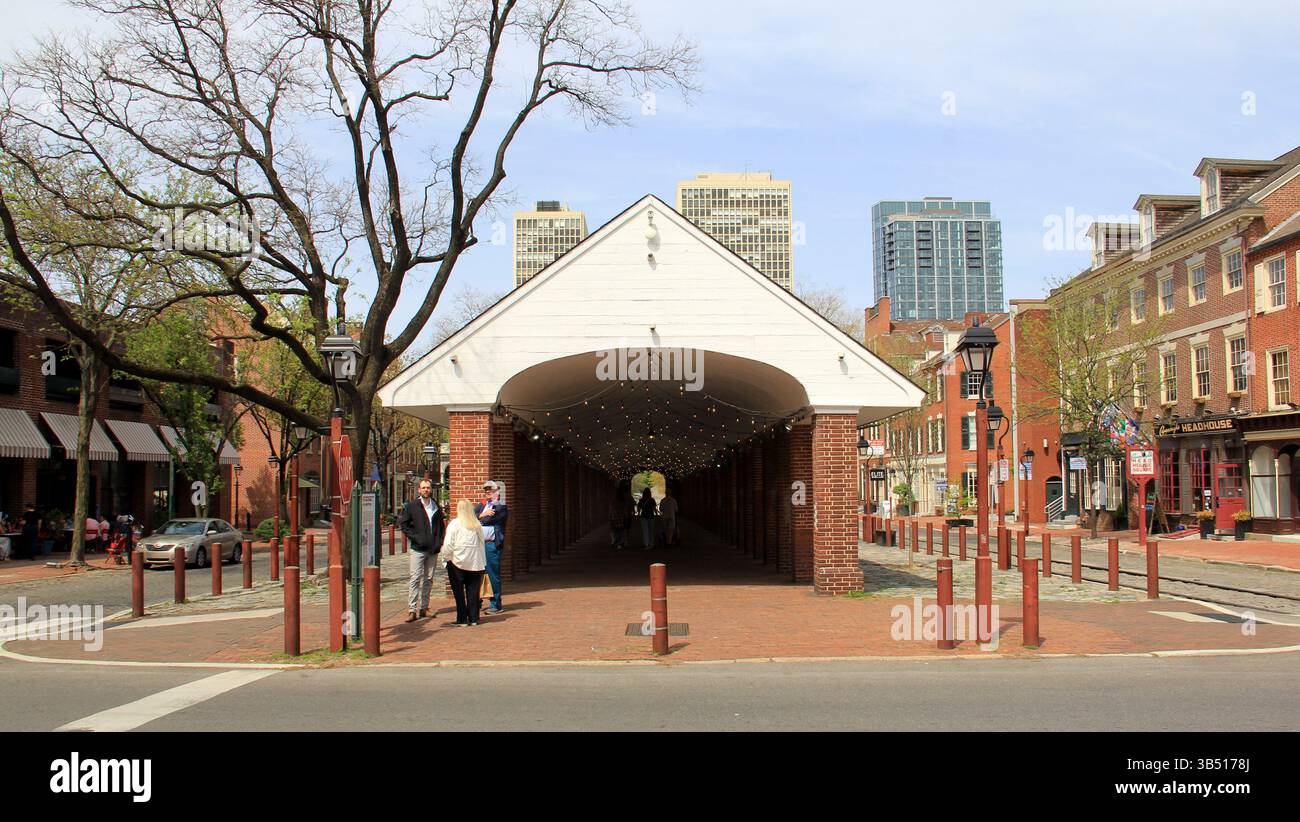 Headhouse Farmers Market, aka New Market and Second Street Market, red ...