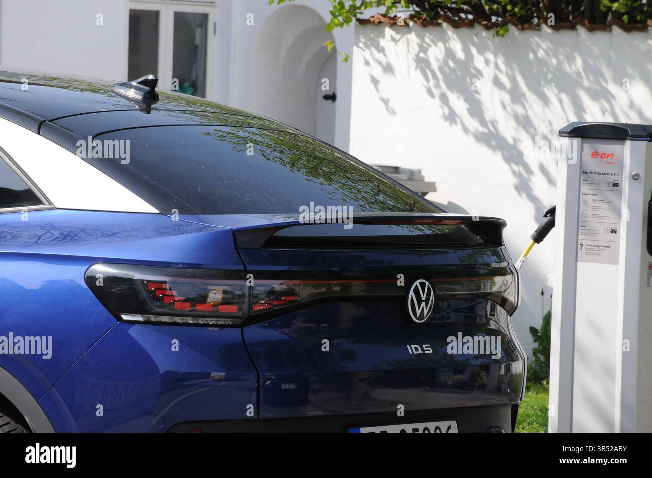 Copenhagen/ Denmark/01 MAY 2025 2025/Electric vehicles at charging ...